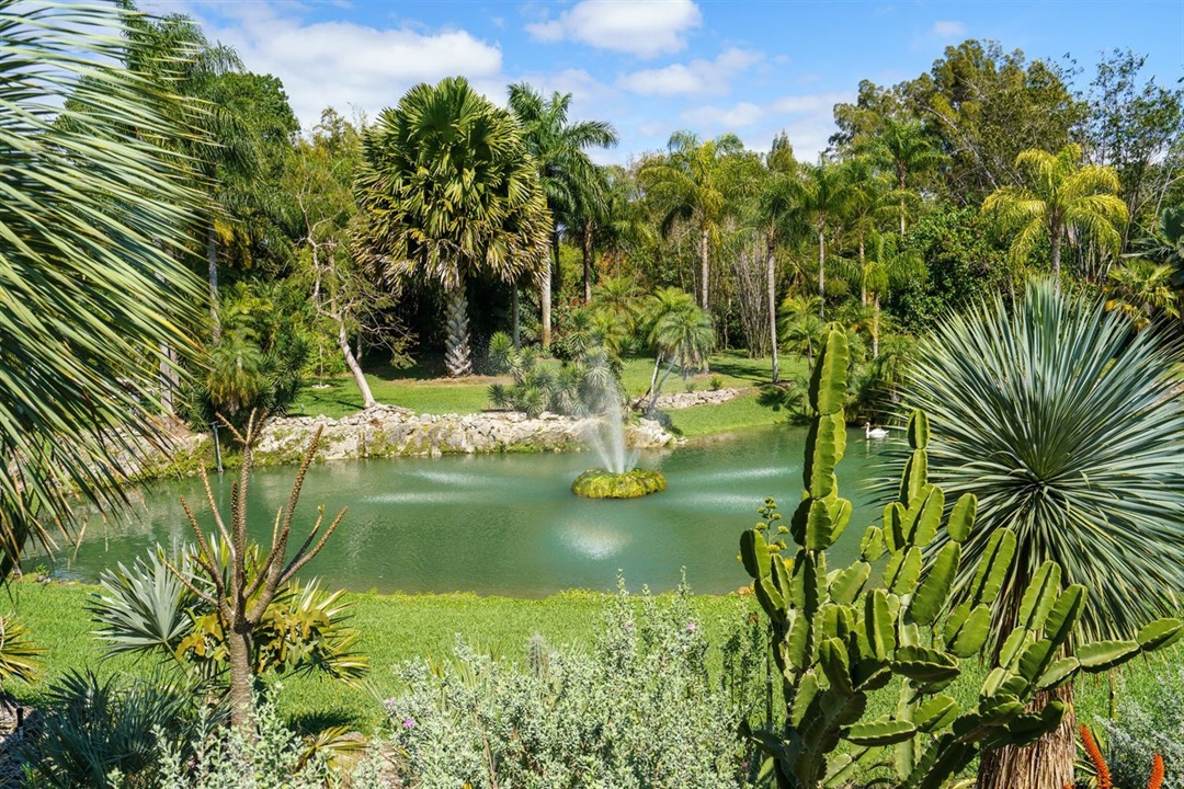 Upper Garden Pinecrest Gardens